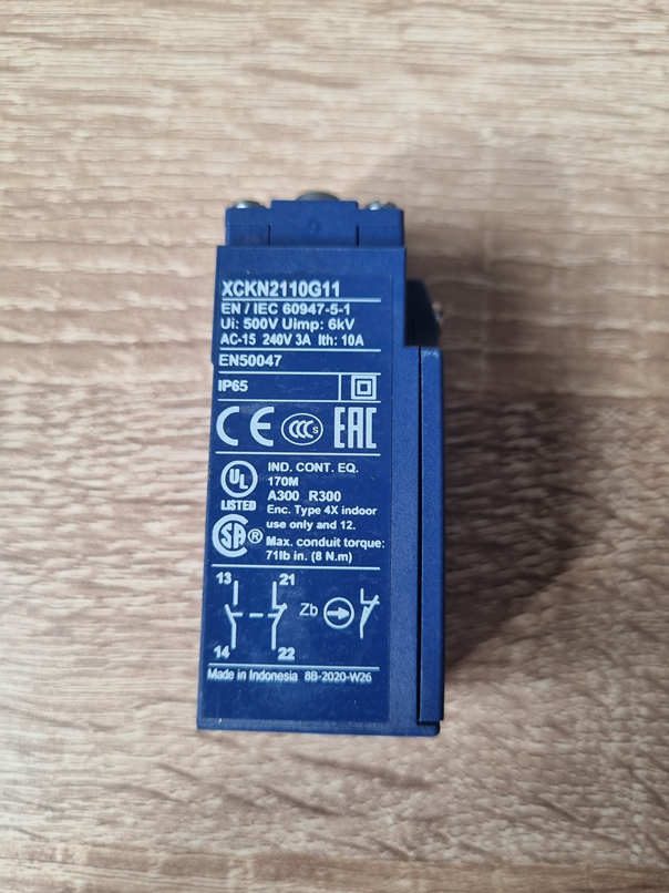 КОНЦЕВОЙ ВЫКЛЮЧАТЕЛЬ 1НО1НЗ ВВОД PG11 XCKN2110G11 | XCKN2110G11
