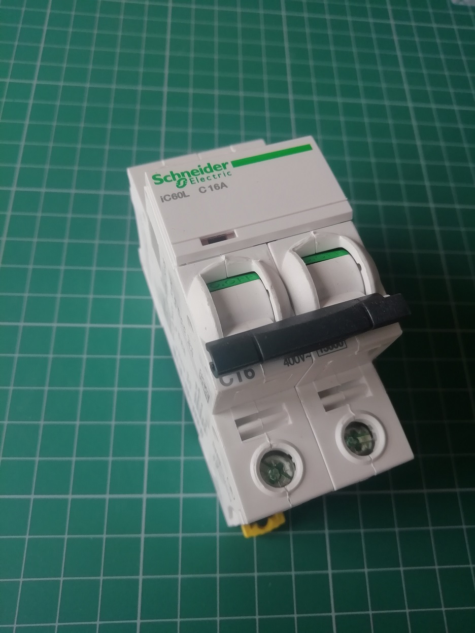 АВТОМАТИЧЕСКИЙ ВЫКЛЮЧАТЕЛЬ iC60L 2П 16A C | A9F94216